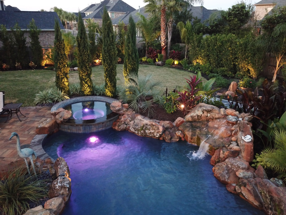 Swimming Pools & Out dooor Living - Pool - Houston - by Tipton Spires ...