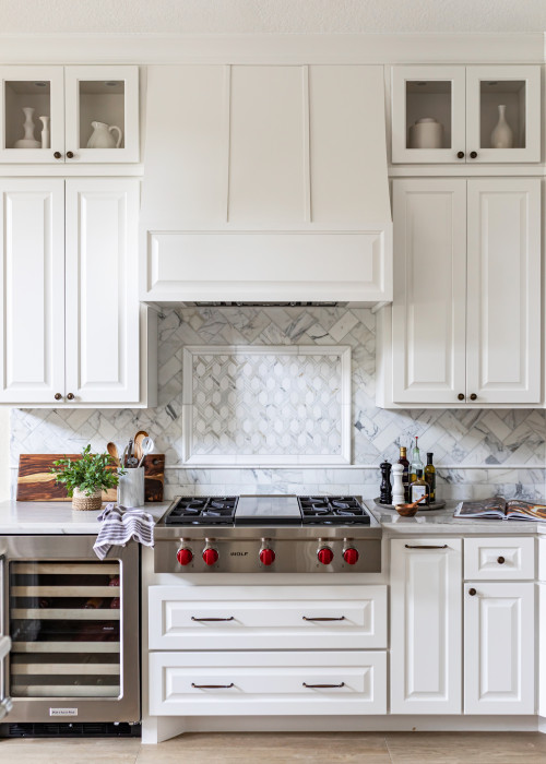 28+ White and Gold Backsplash ( LUXURY & ELEGANT ) - Sparkled Tiles