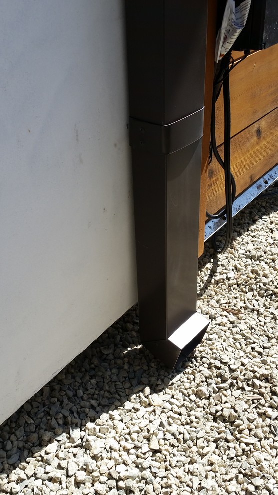 Costa Mesa, New Modern Home. Angle Face 5 inch Gutters, Smooth ...