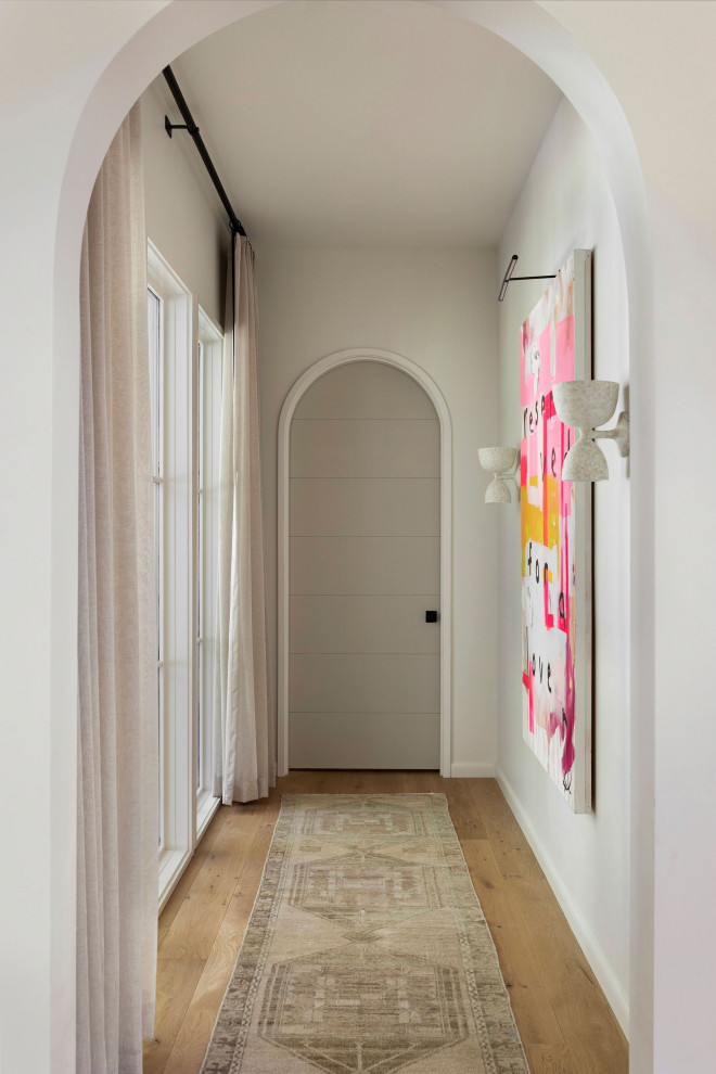 Kingsbury - Transitional - Hall - Nashville - by Megan Glenn ...