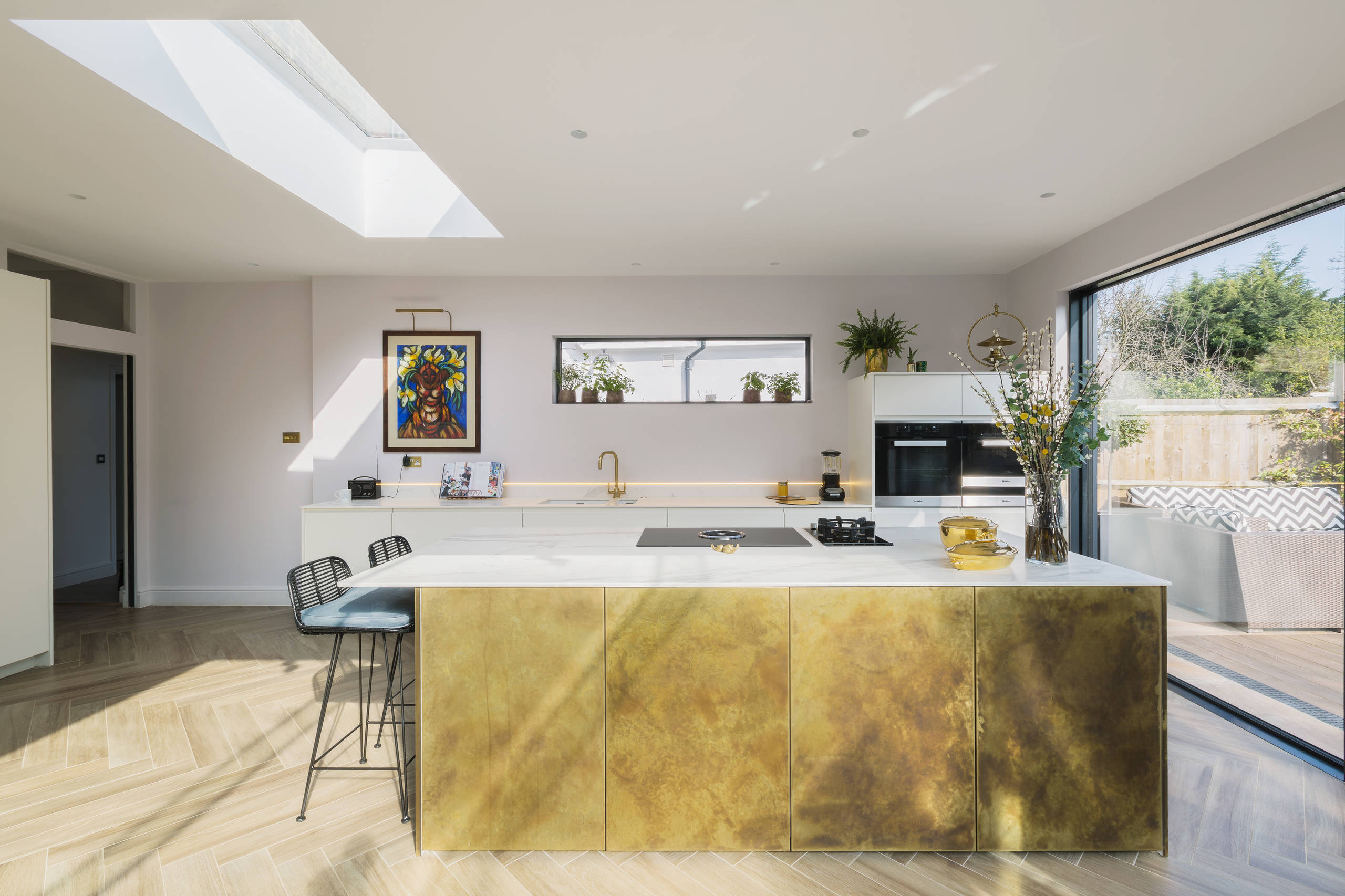 How to Beautify Your Home with Brilliant Brass | Houzz UK
