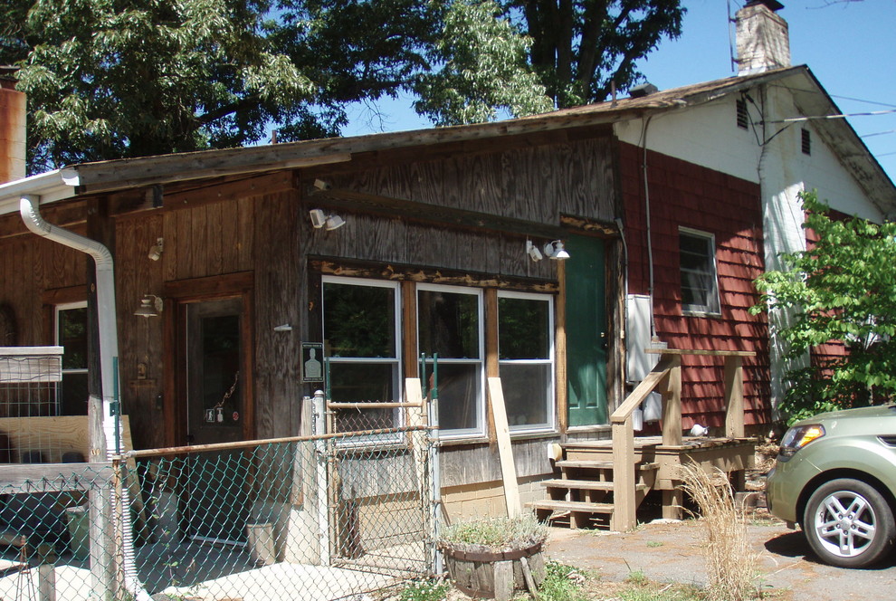 Choosing colors for a long over due house painting.