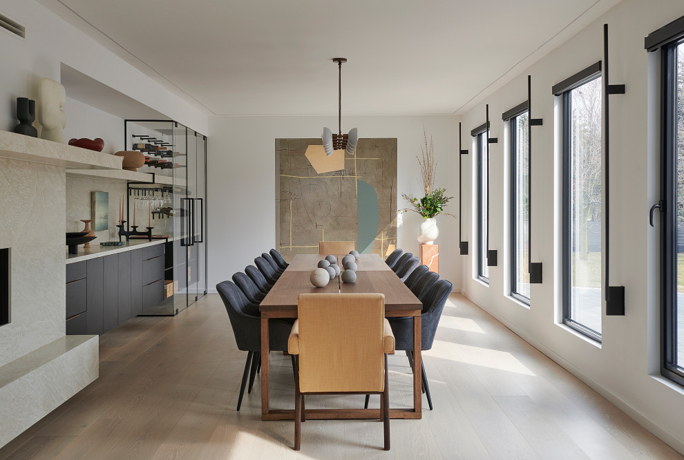 Lush, Layered and Refined Estate Home, Devil's Elbow ON - Modern ...