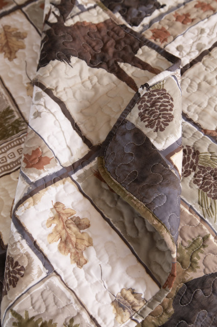 Vintage Lodge Rustic Cabin Quilt Set, Queen - Rustic - Quilts And Quilt ...
