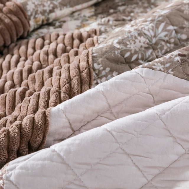 Bohemian Patchwork Dusty Rose Pink & Chocolate Brown Floral Bedspread ...