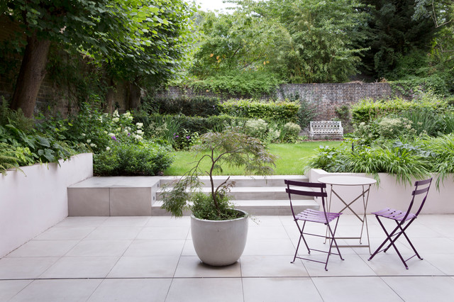 Before & After an Overgrown UK Walled Garden Makeover | Houzz AU