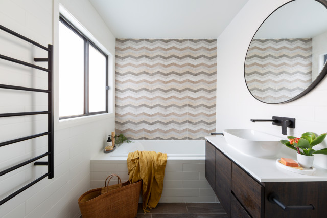 19 Examples of Creative Australian Bathroom Wall Tiles | Houzz AU