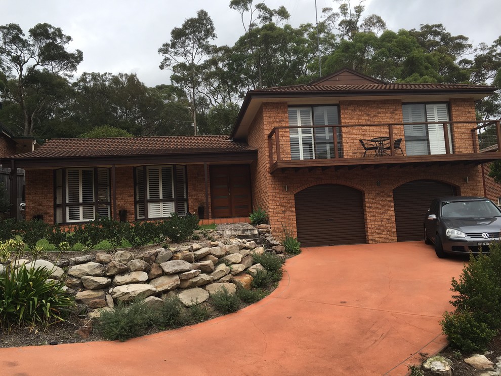 Outdated 90s facade and patio area - need inspiration! | Houzz AU