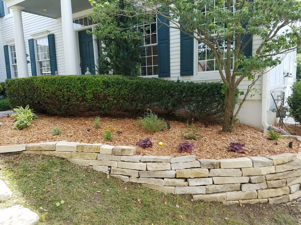 Rustic Colonial Landscaping - Traditional - Kansas City - by Inspire ...