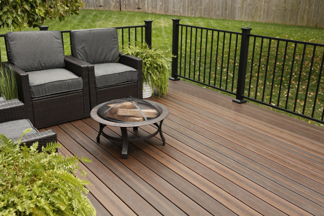 Balcony Deck - Ridge Premium Gunstock and A210 Steel Railing ...