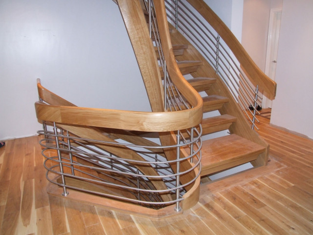 Stunning Modern Oak and Stainless Steel Curved Staircase - Modern ...