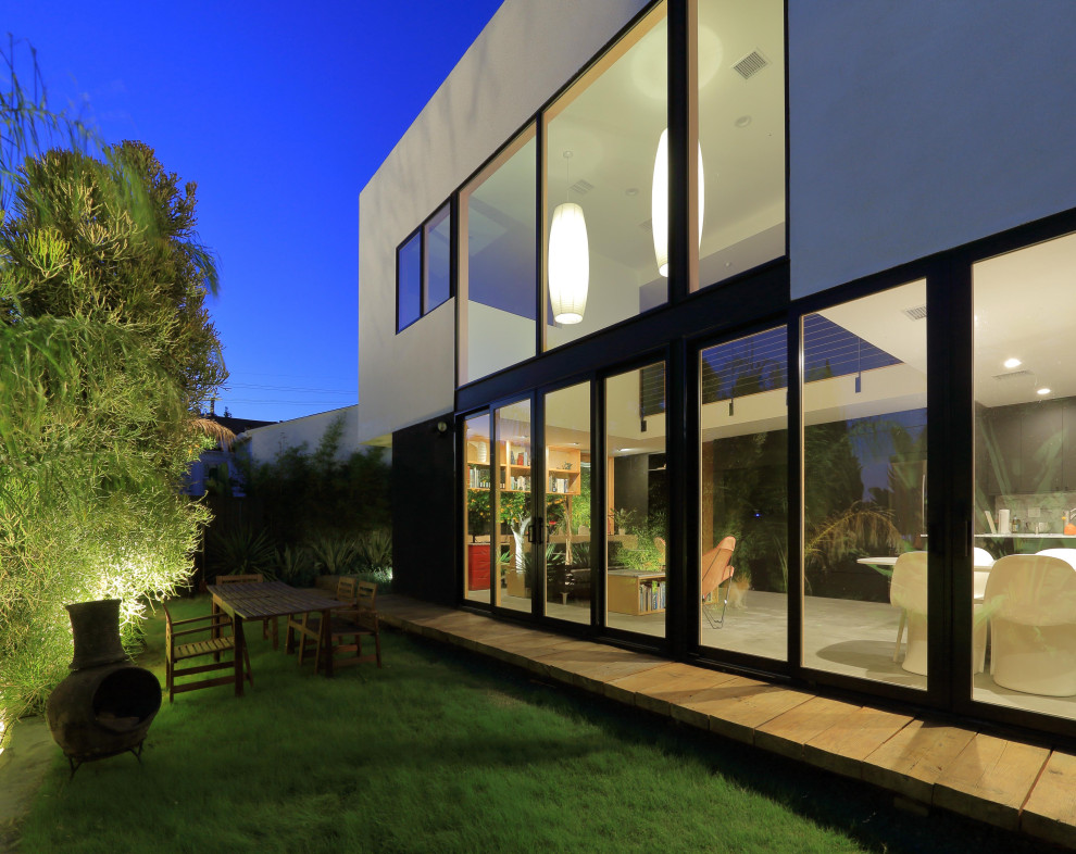 Exterior of ADU - Modern - Patio - Los Angeles - by ING Construction ...