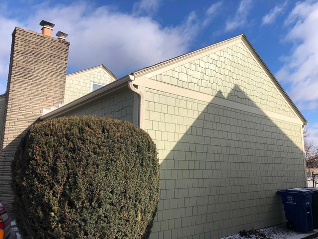 James Hardie Color Plus Staggered Shake Siding - Modern - Columbus - by ...
