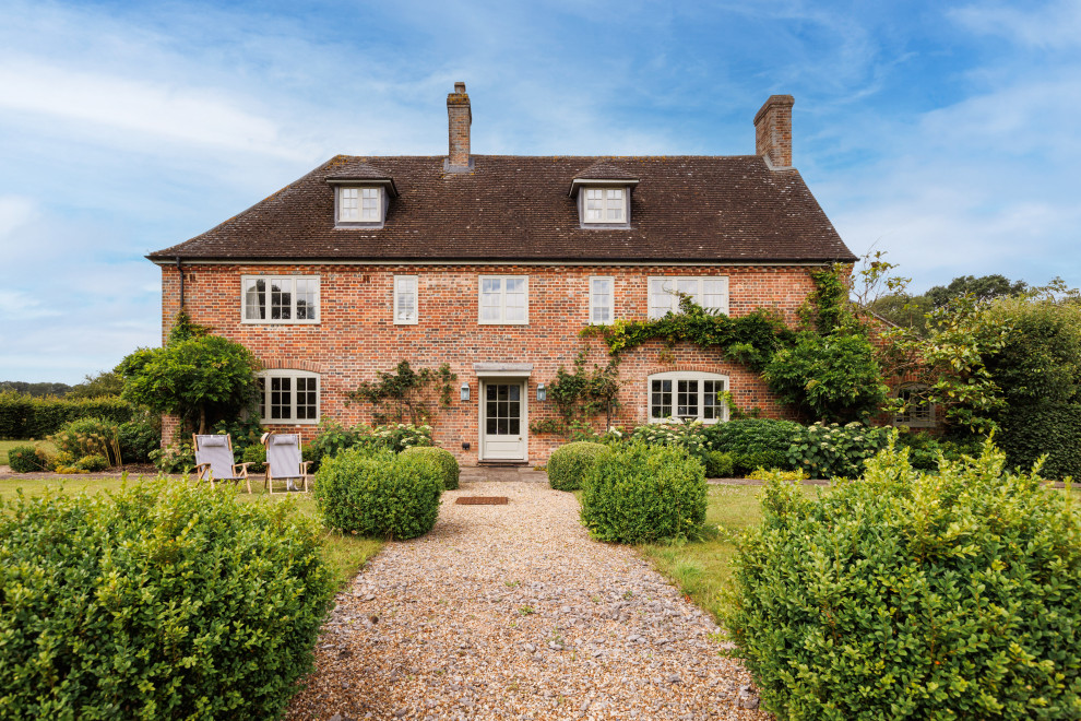 Farmhouse Estate - Farmhouse - Exterior - London - by Studio 73 Design ...