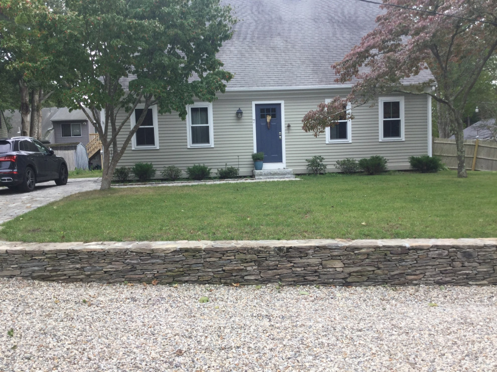 I need paint color advice for Cad Cod style exterior