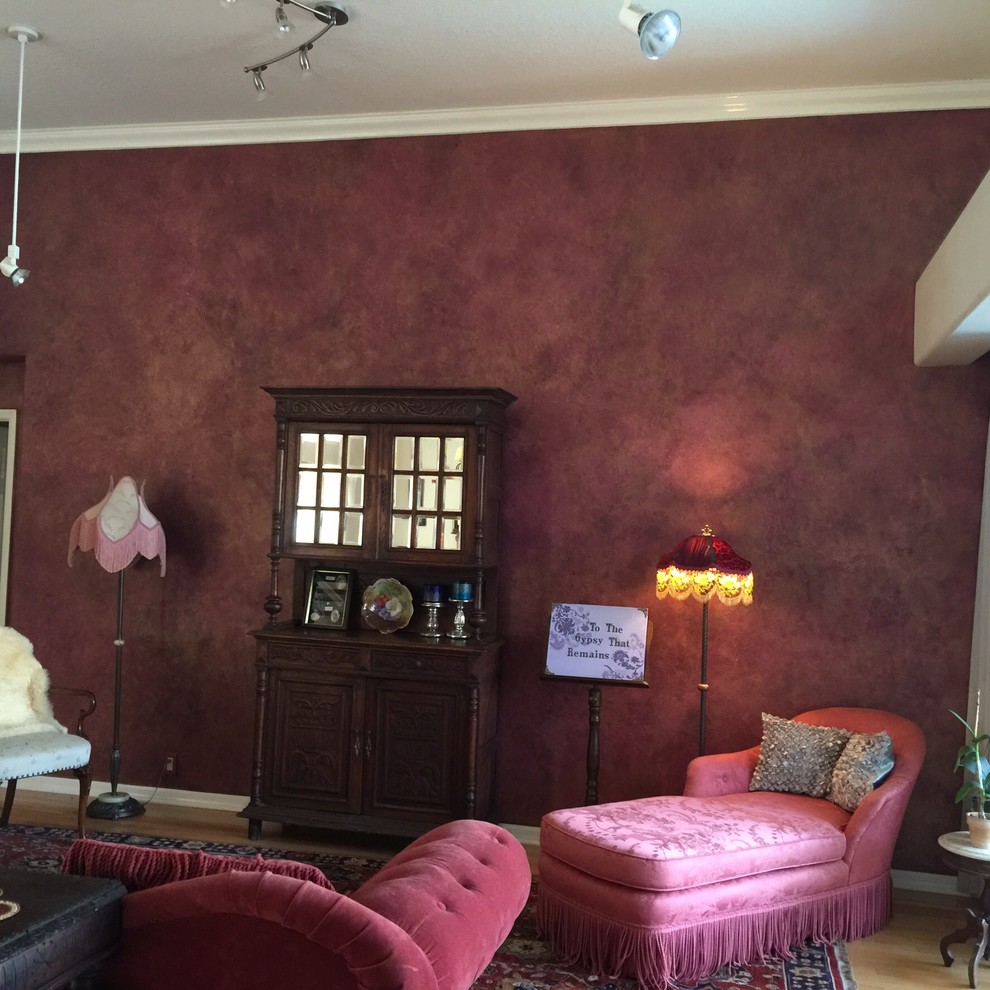 Walls in sitting room parlor need love. Taste is eclectic. Any ideas
