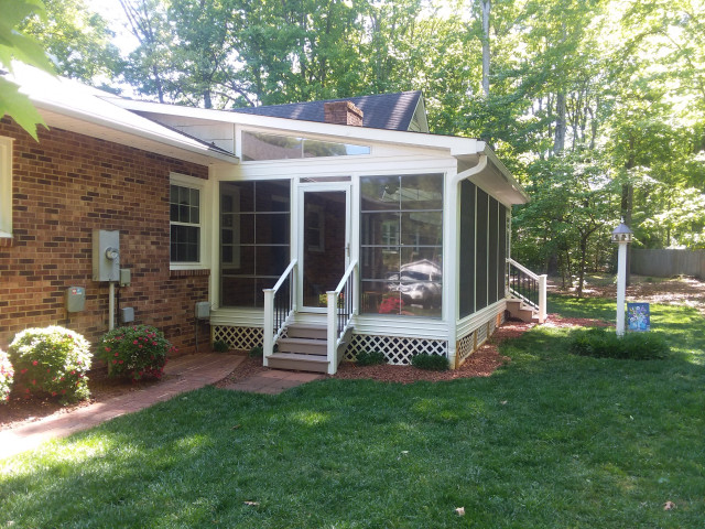 Winston Salem 3-Season Room with Slope Roof - Classique - Véranda et ...