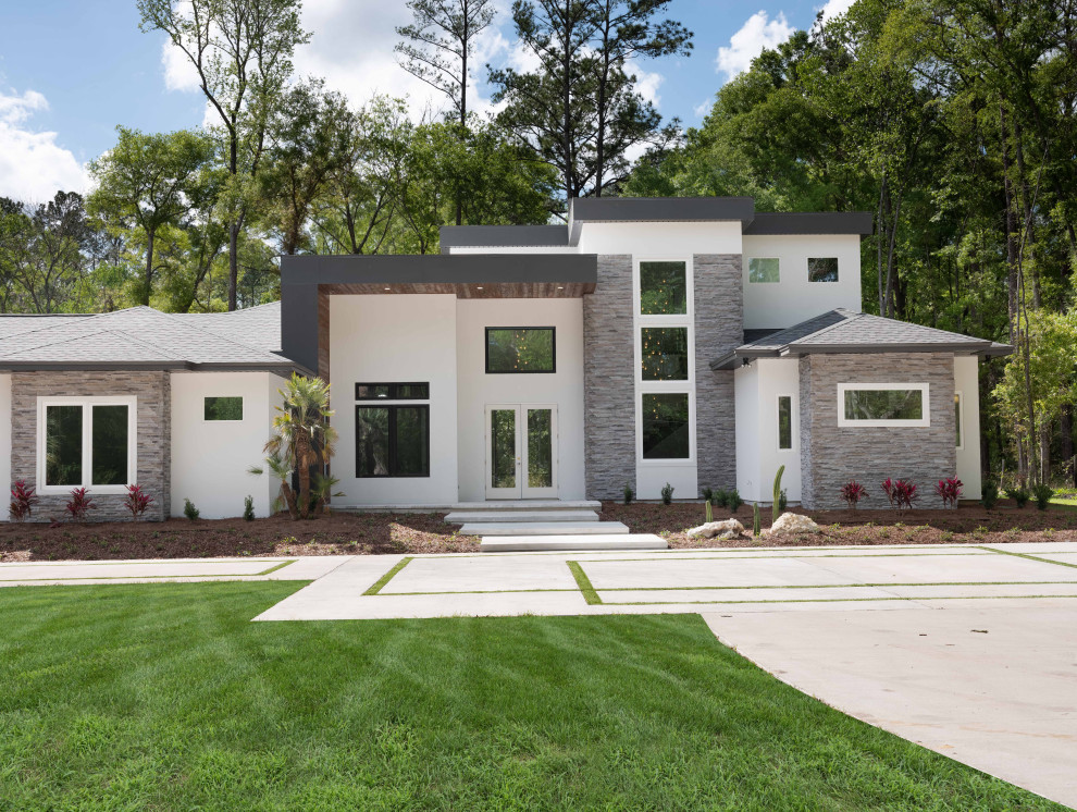 Modern Florida Home - Modern - Exterior - Miami - by Huish Homes | Houzz