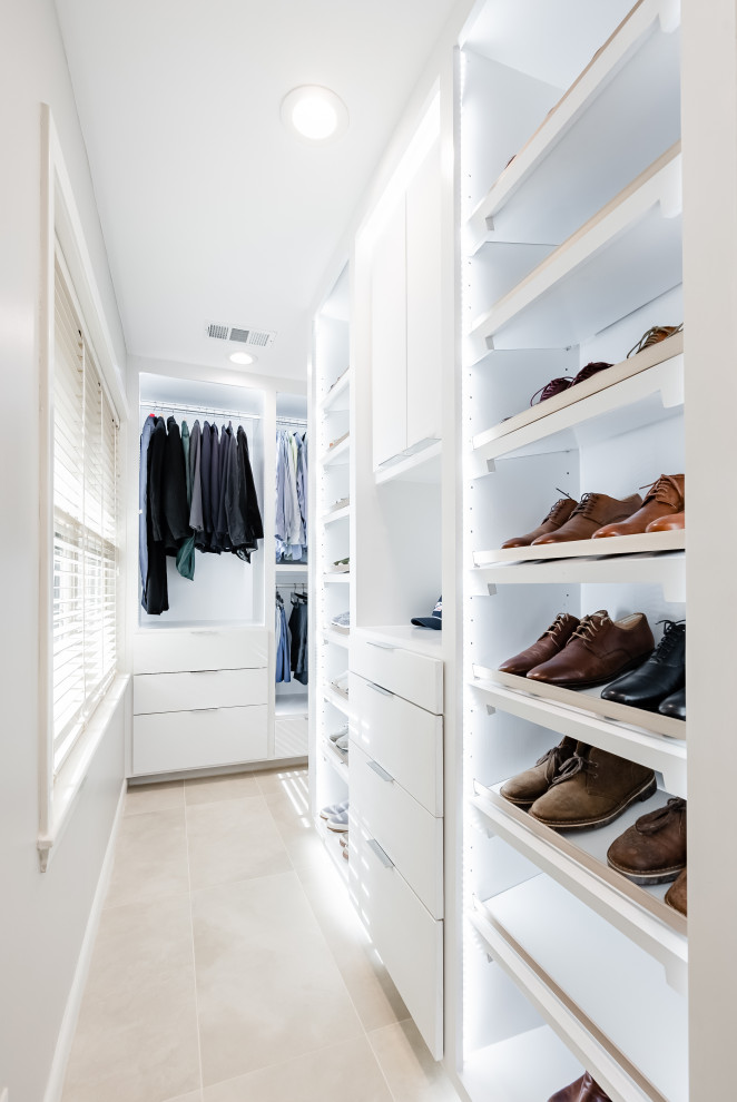 Modern Home Design & Remodel - Modern - Closet - Houston - by JoJo Wong ...