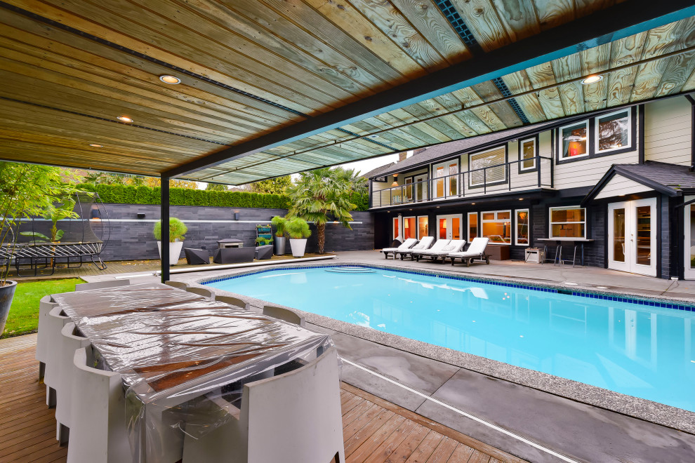 12 Stylish Screens for Hot Tubs, Pools and Outdoor Showers