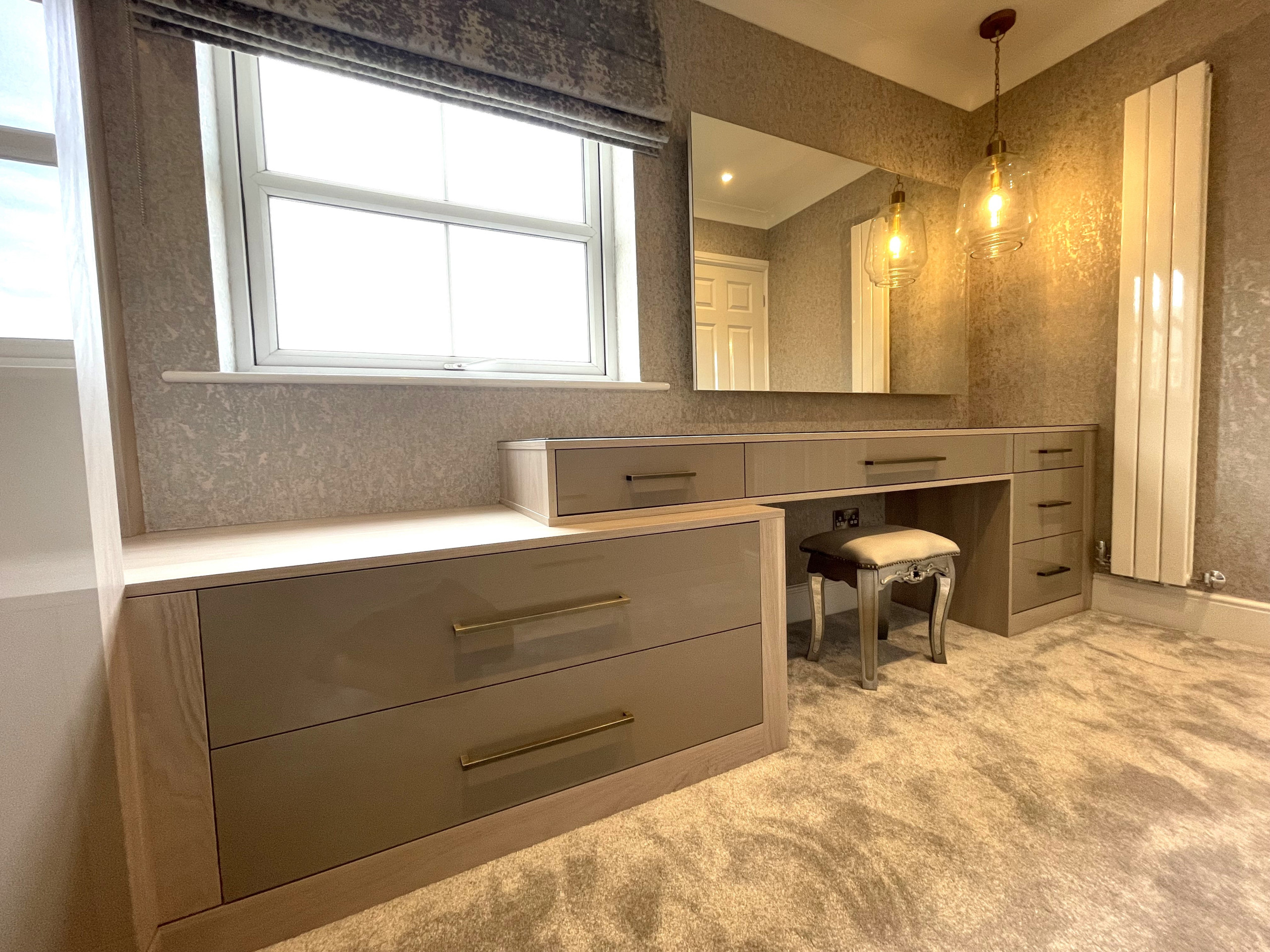 Contemporary Dressing Table