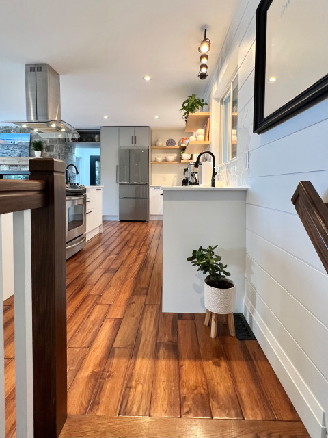 Bright Rustic Contemporary Modern Kitchen Remodel: Barrie, ON - Modern ...