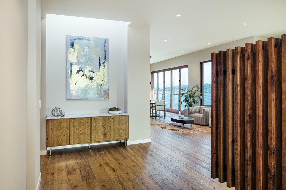 Entry divider wall - Modern - Sacramento - by AT6 Design Build | Houzz