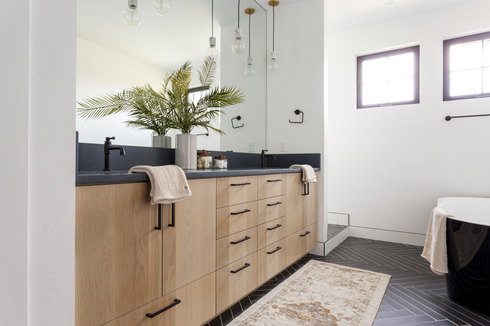 Spring Parade Home 2020 - Alturas Homes - Modern - Boise - by Lauren ...