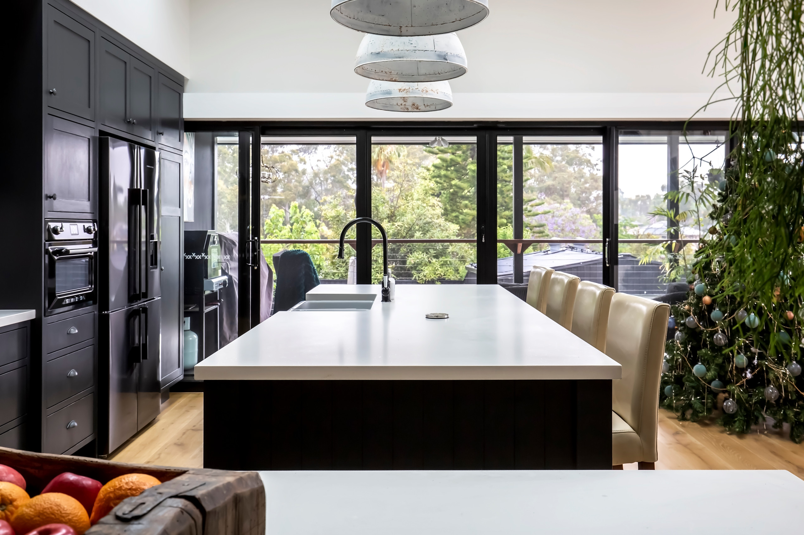 Sydney Kitchen Inspired by Actor Diane Keaton's Home | Houzz AU