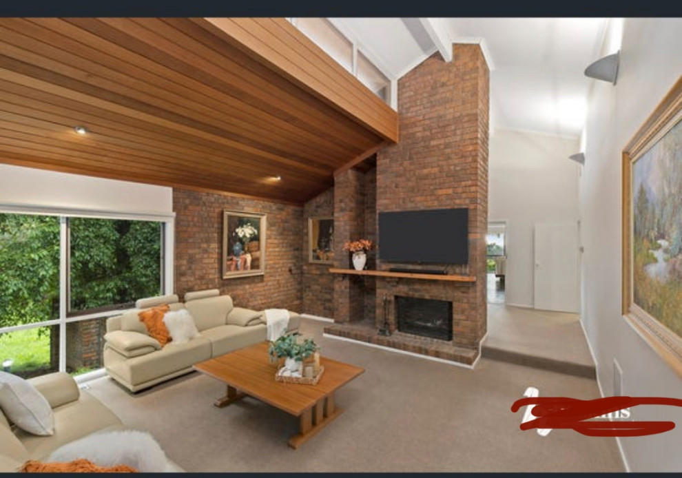 Need ideas for an '80s red brick timber ceiling | Houzz AU