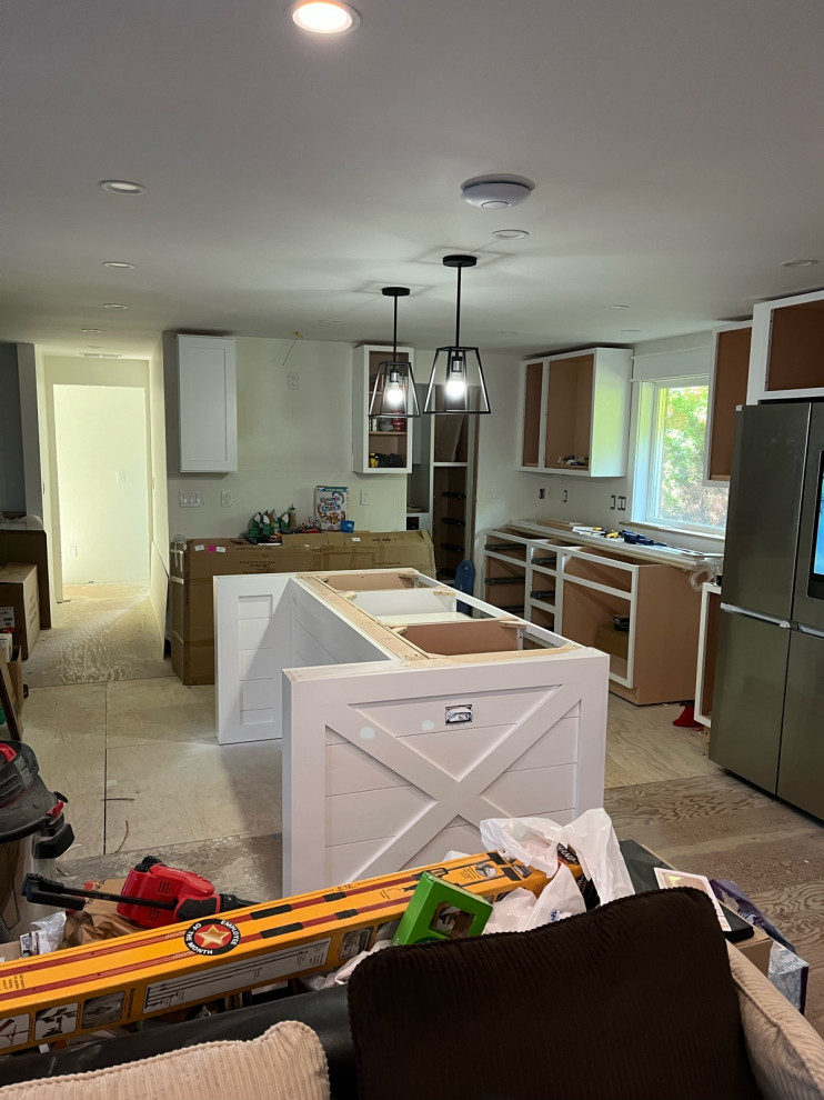 Overhang support needed for kitchen island quartz?