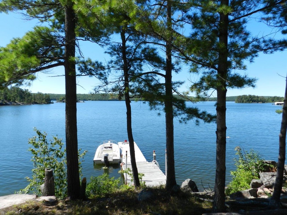 Houzz Tour: Charming, Rustic Lakefront Cabin in Minnesota