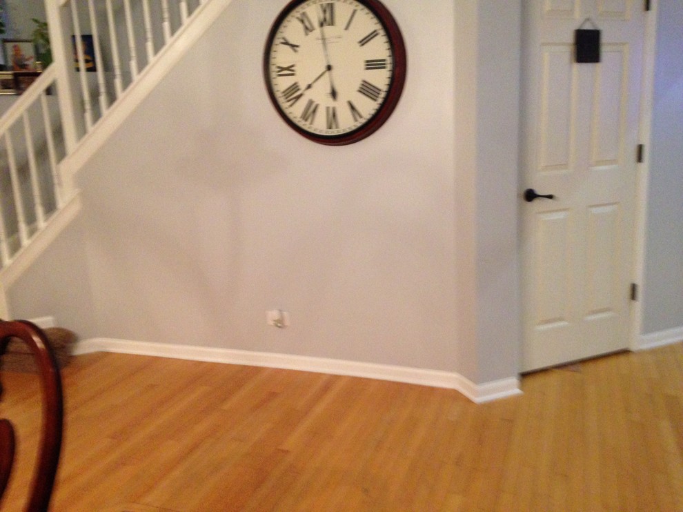 entry way diagonal wall