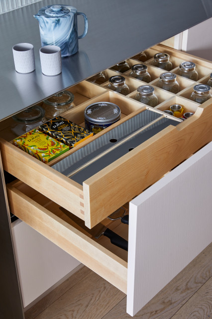 Tactical Tiles - Contemporary - Kitchen - London - by Sola Kitchens ...