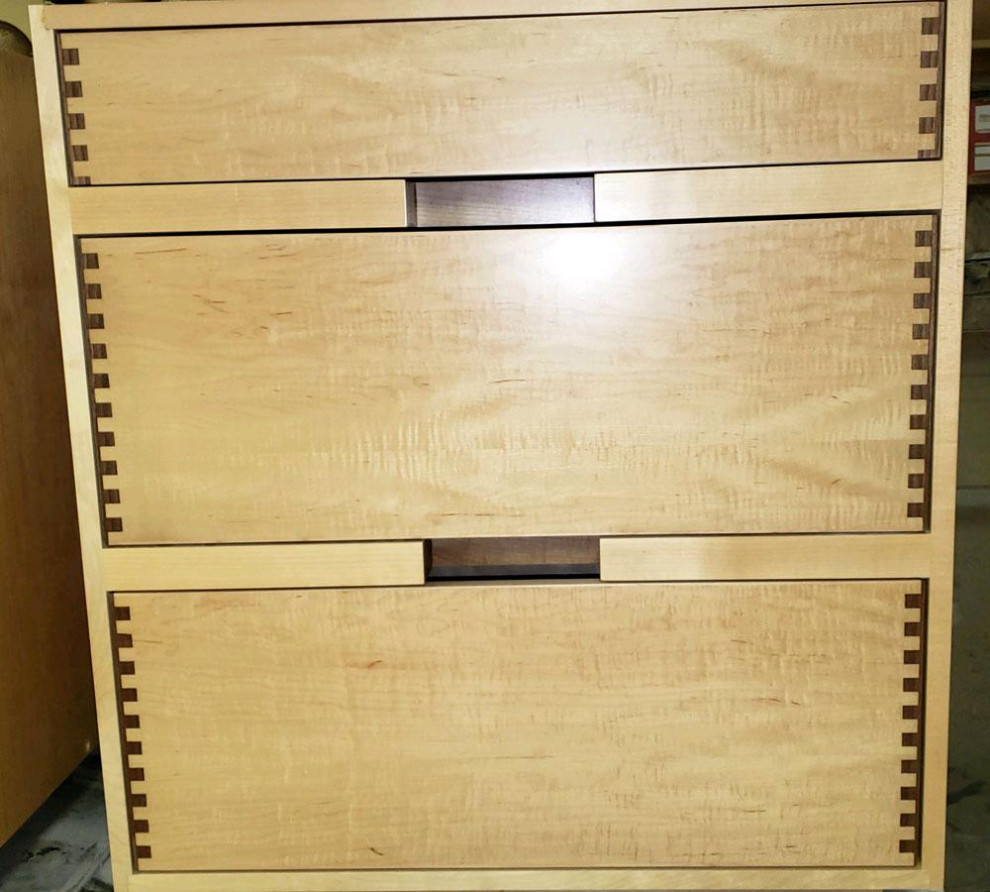 Countertop for custom curly maple walnut cabinets