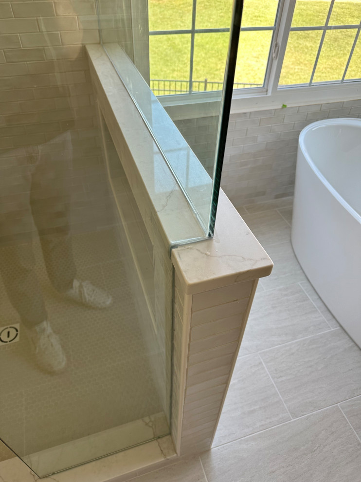 Notch quartz pony wall cap for shower glass?