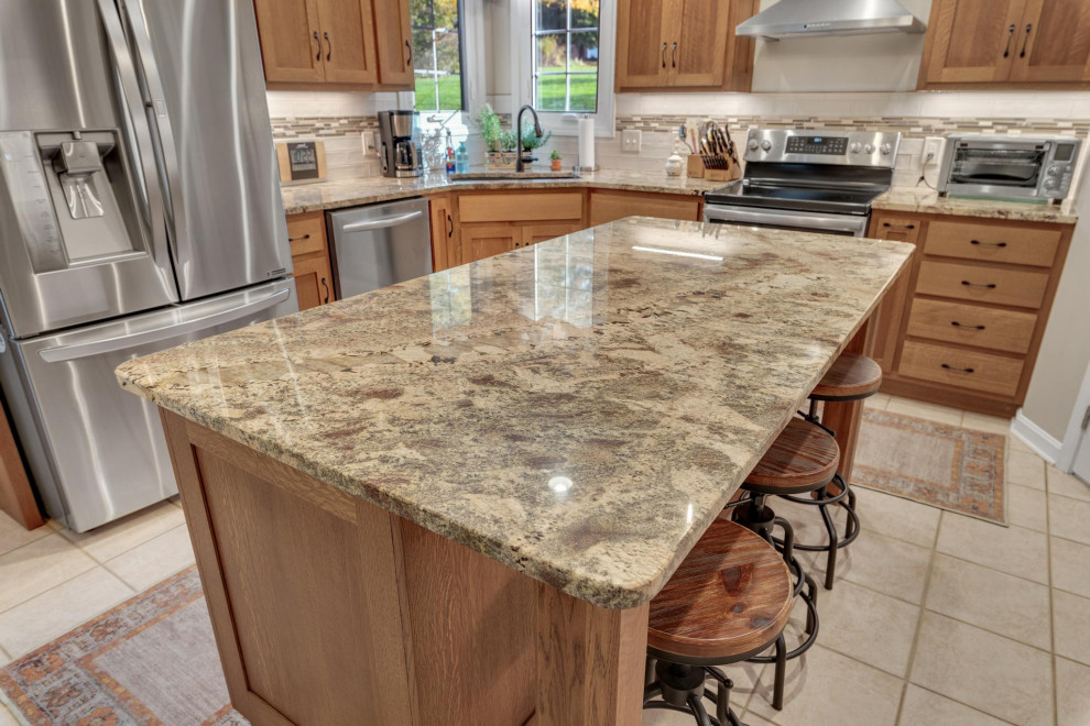 Custom Oak Cabinet Kitchen - Traditional - Kitchen - Columbus - by Home ...
