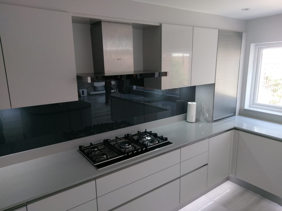 Handless Kitchen Design in Edgeware, London by Kudos Interior Design ...