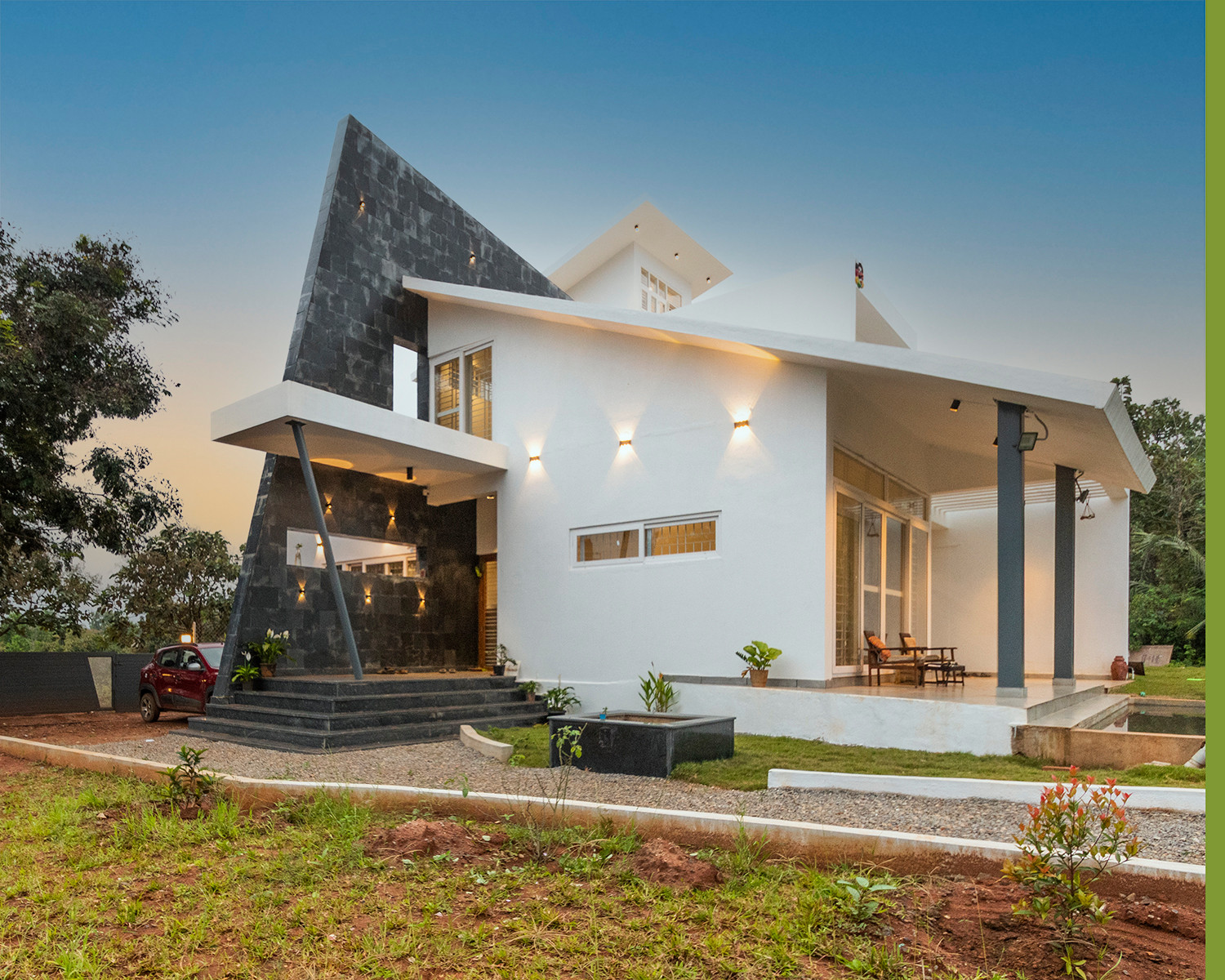 Intersecting Planes Architecture