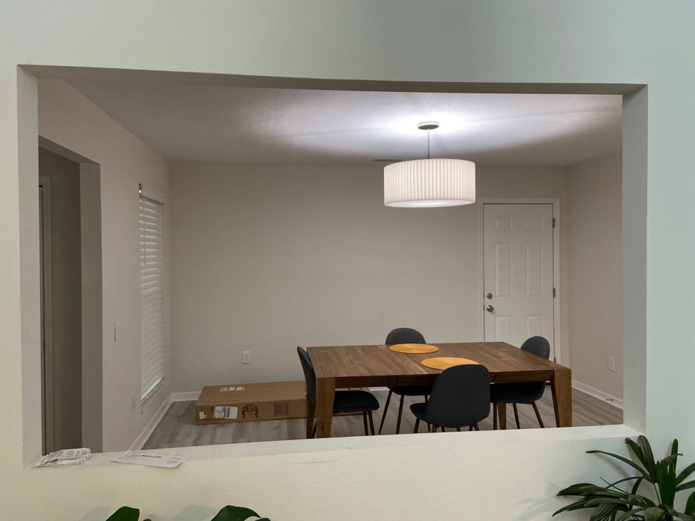 How to center an awkward dining room?