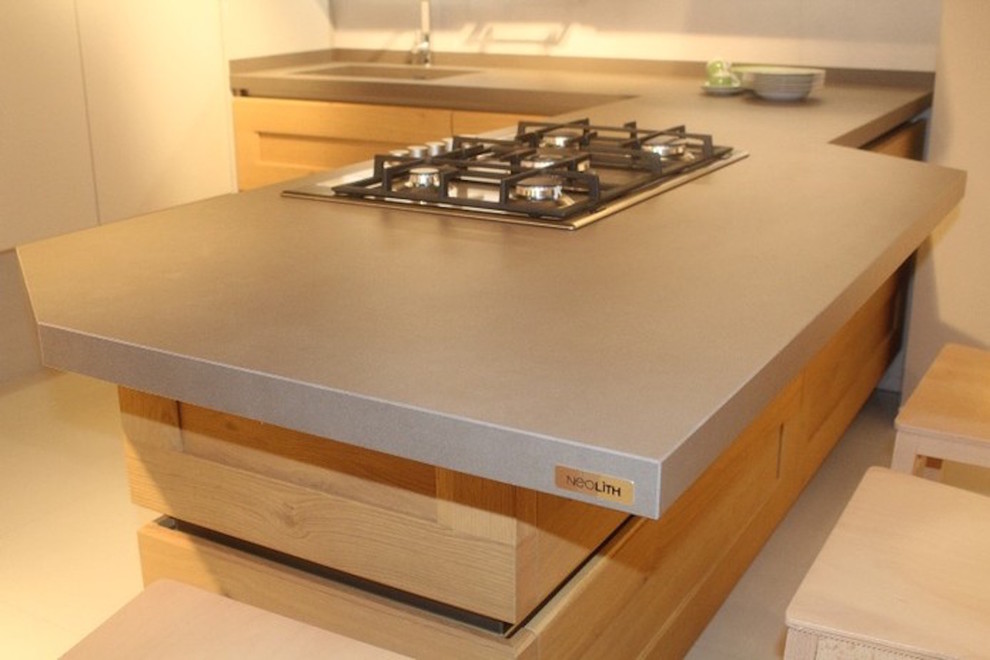 Piani Cucina - Modern - Kitchen - Rome - by INSOLITH SUPERFICI | Houzz