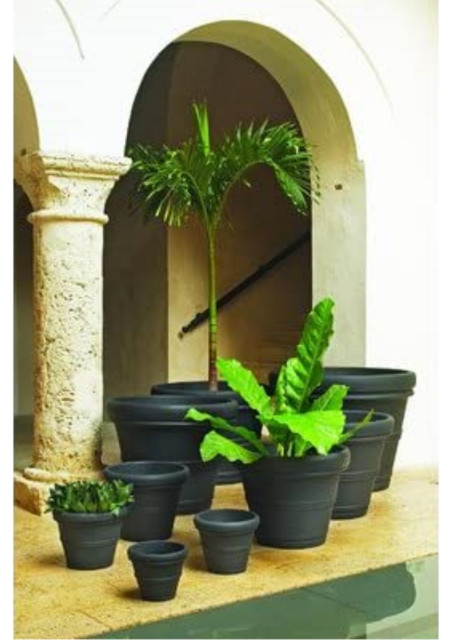 Crescent Garden Brunello Classic Rolled-Rim Planter 16 (Weathered ...