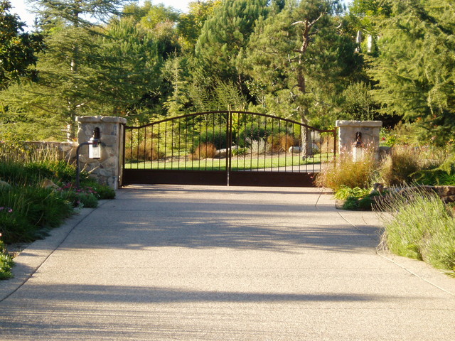 Estate Driveways, Entries, Gates, paving - Mediterranean - San Diego ...