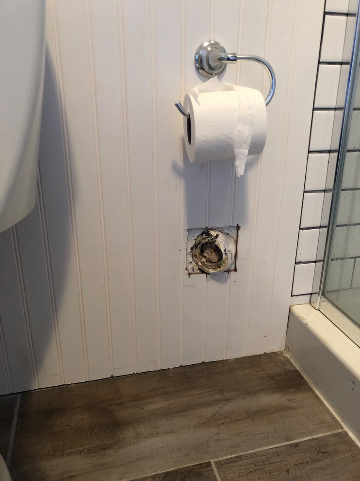 Weird Pipe in Bathroom Wall?