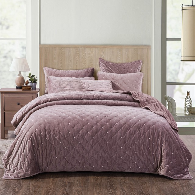 Mauve Velvet Diamond Tuft Bedspread Quilt Set, Queen - Contemporary ...