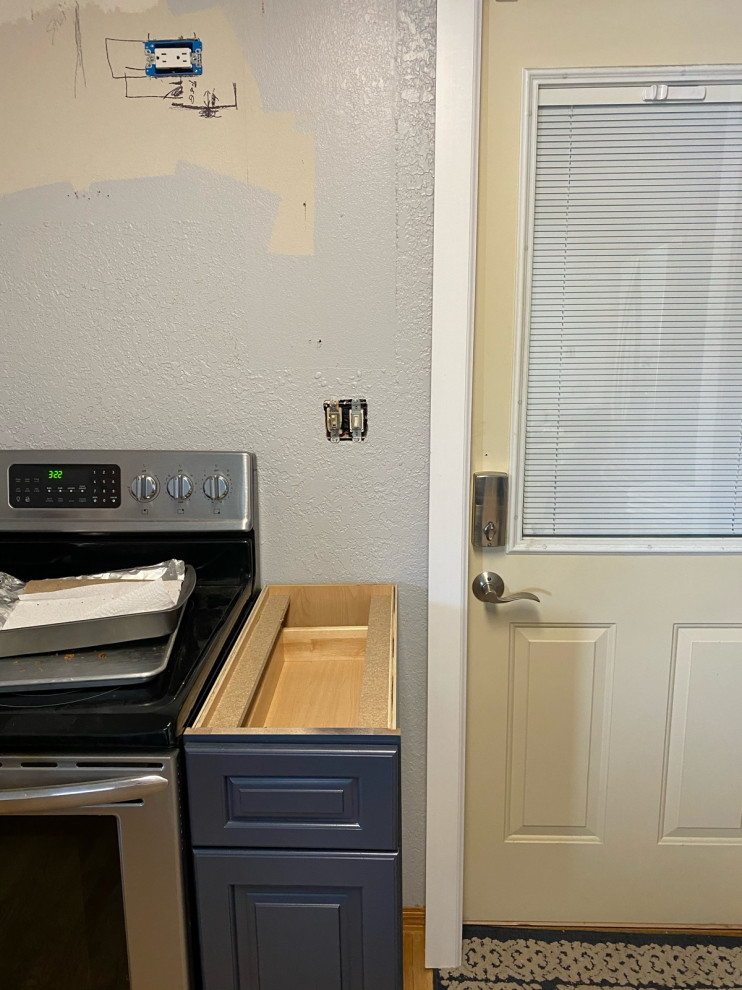 what color moulding