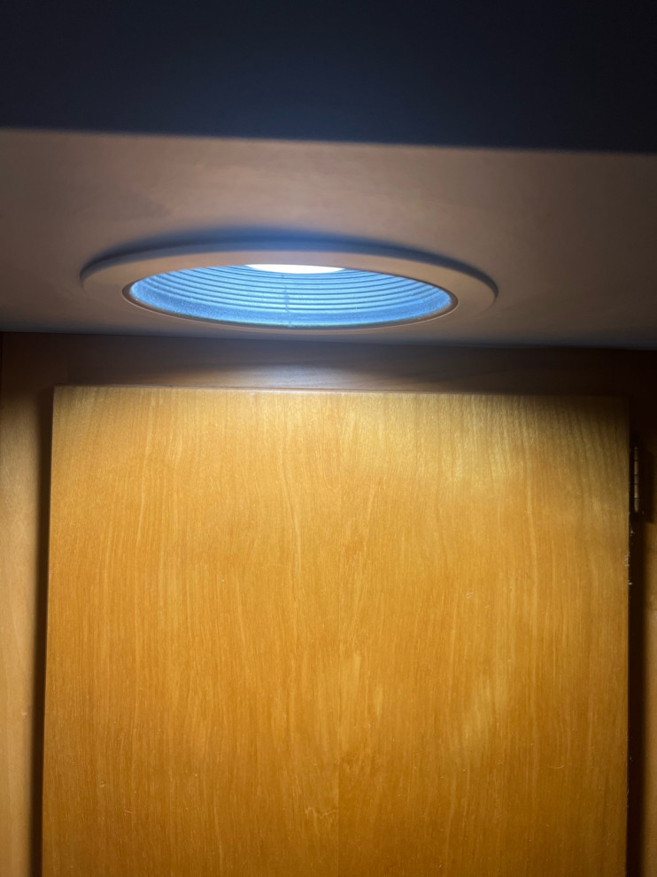 advice on soffit with light and full overlay doors