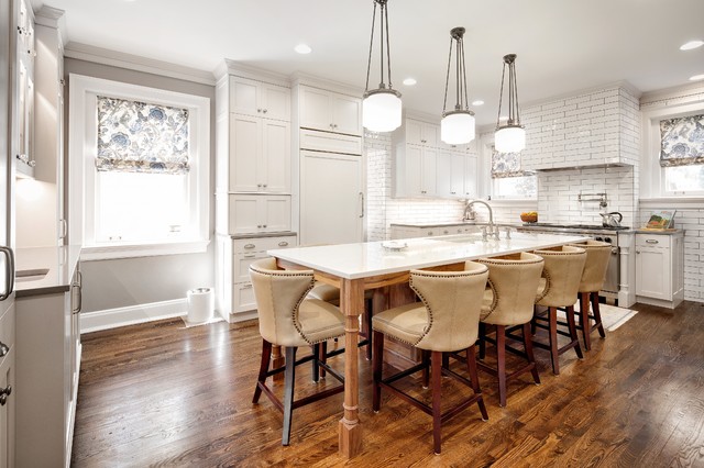 A B&B Kitchen Morphs Into a Bright Family Hangout