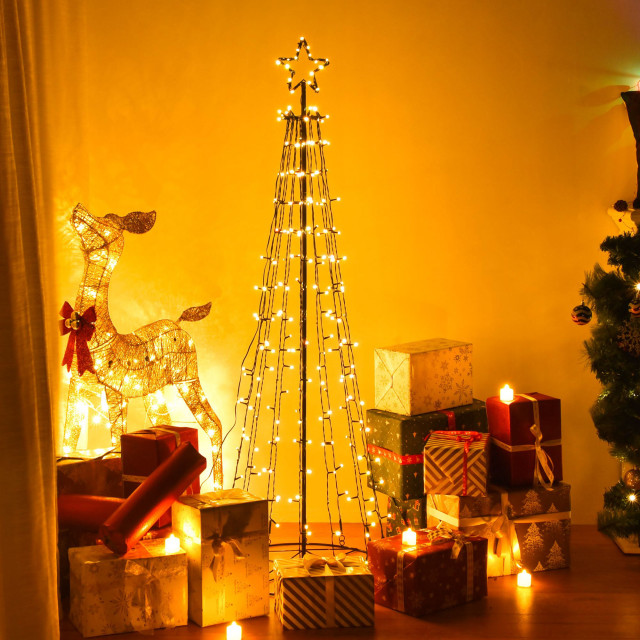 5 Ft Cone Christmas Tree with Light 240 LED Bluetooth APP Control ...