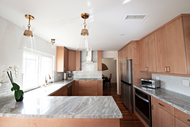 Modern Maple Kitchen - Midcentury - Kitchen - San Diego - by La Costa ...